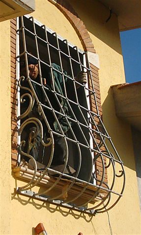 Grate in ferro - Grate Apribili e fisse